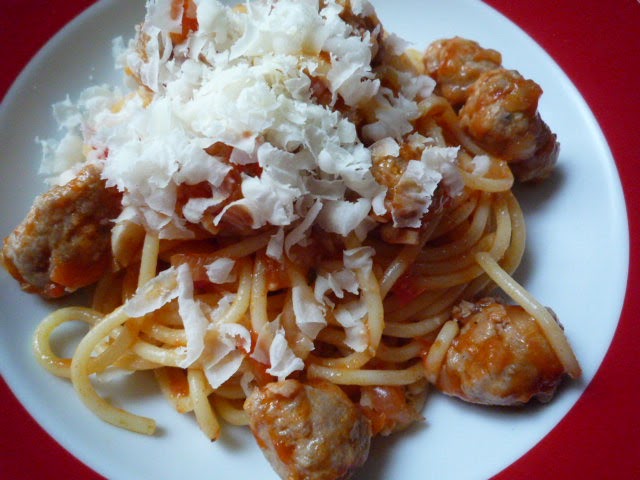 Bolli's Kitchen: Pasta "chipolatas"