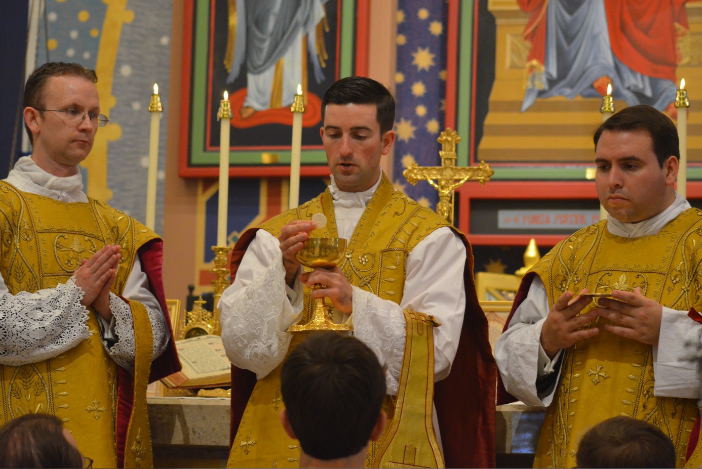 Orbis Catholicus Secundus: First Mass of Newly Ordained Priest in USA