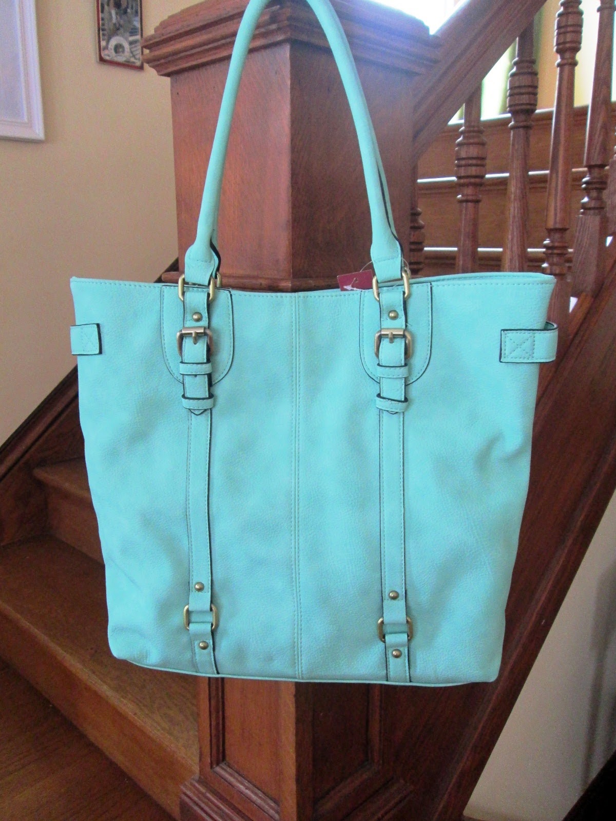 Colorful Corporate: A few minty fresh, budget friendly accessories for ...