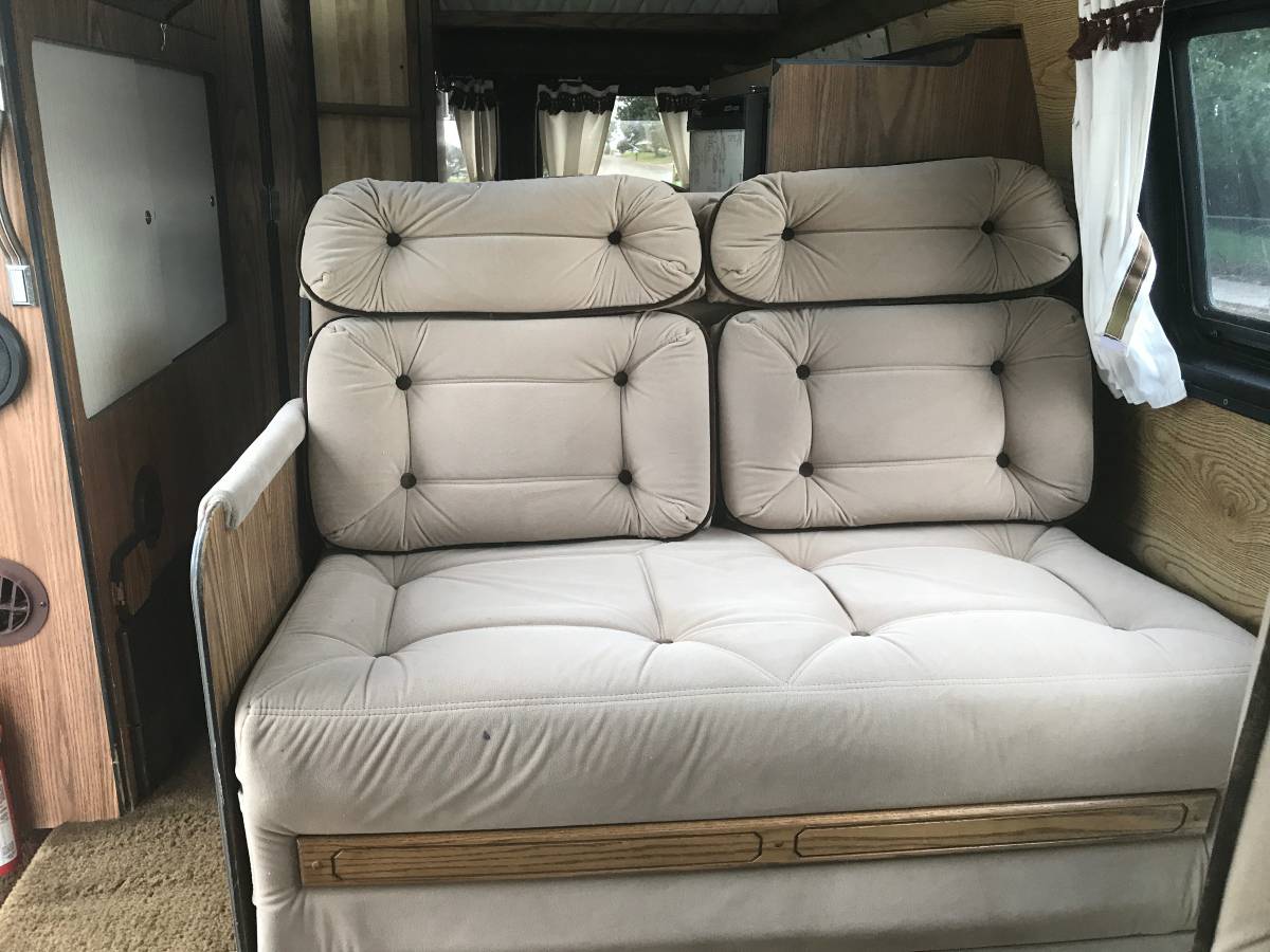 Out Of Step: 1987 chevy g20 Chinook motorhome - $6750