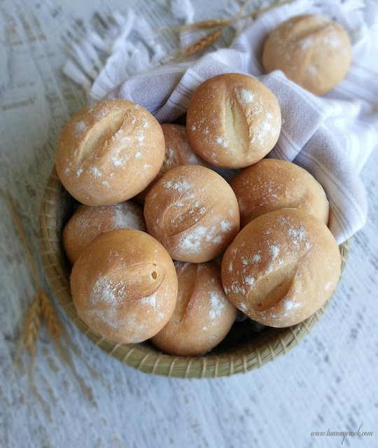 TUANA MUTFAK: MİNİ SOMUN EKMEKLER