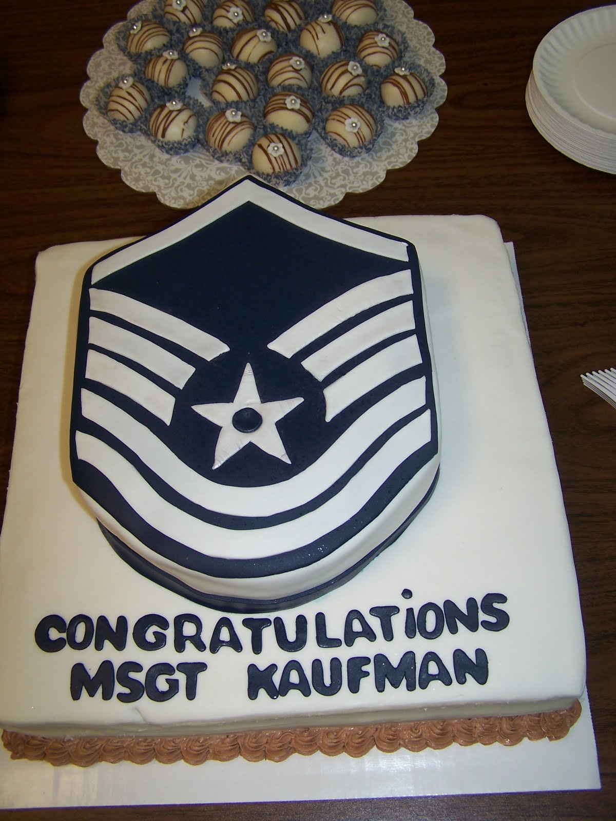 Sugar with Vanilla: Military ceremony cakes