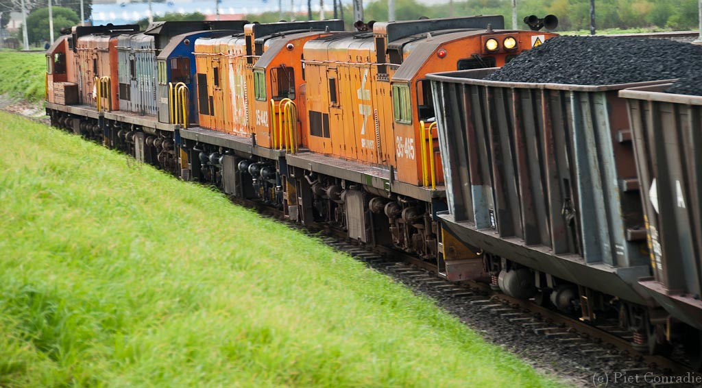 Trains and Railways in South Africa: 2009-07-10: Coal Freight to ...