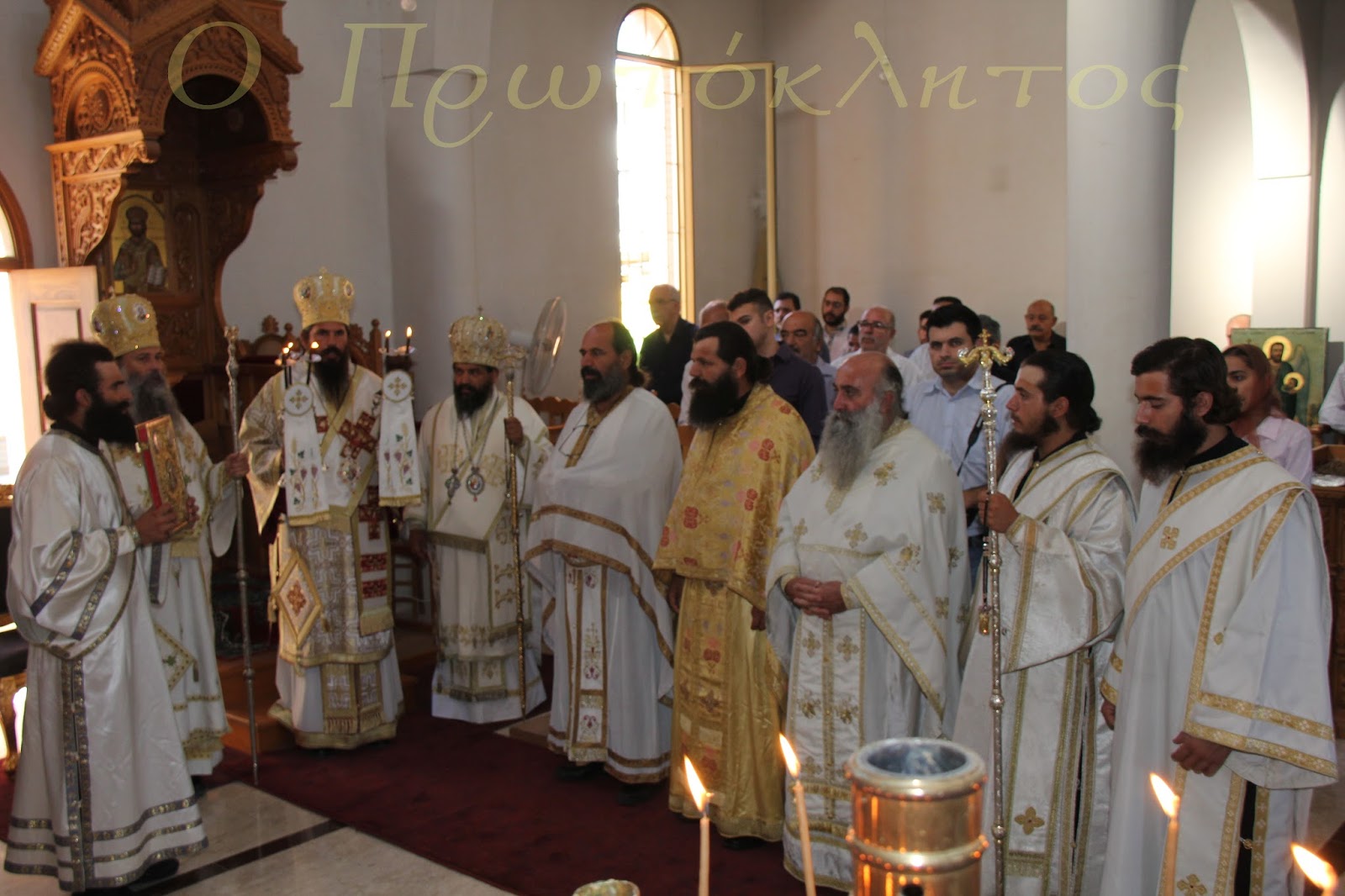 Ο Πρωτόκλητος: Η ΠΡΩΤΗ ΛΕΙΤΟΥΡΓΙΑ ΤΟΥ ΝΕΟΥ ΑΡΧΙΕΠΙΣΚΟΠΟΥ ΚΥΠΡΟΥ