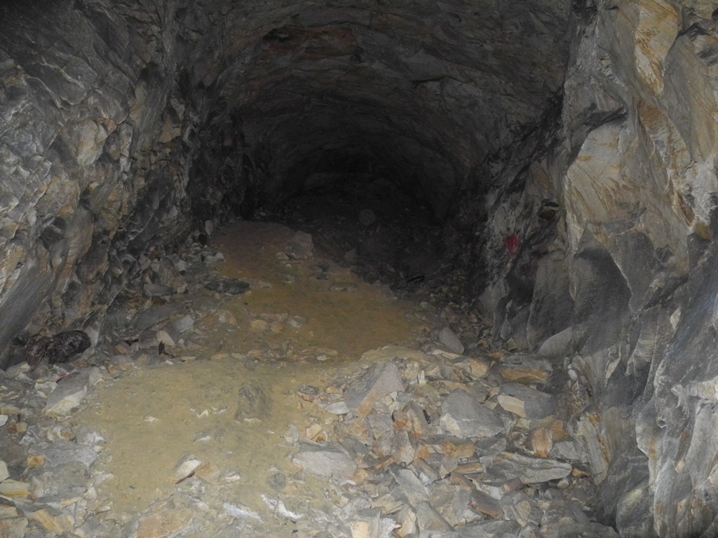 Utah Caves: Thistle Train Tunnel