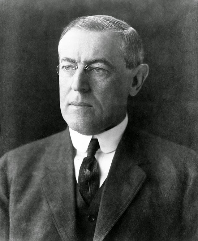 Pol Light: Woodrow Wilson Proclaims First Mother's Day