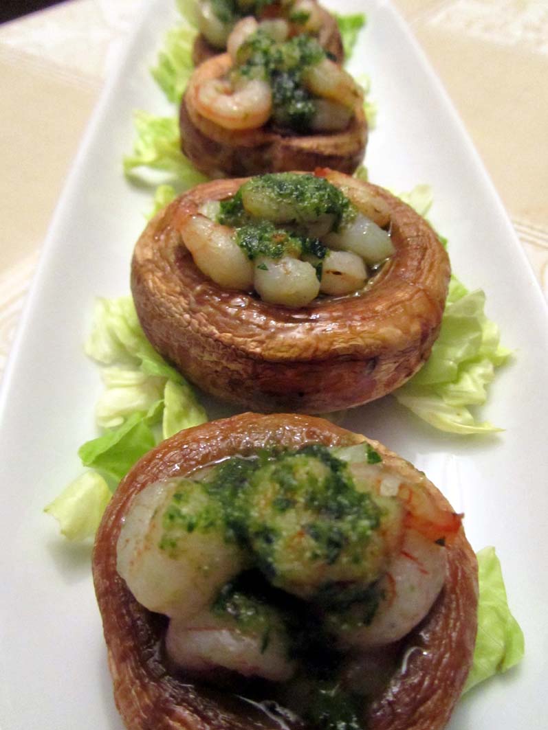 Cocinando tapas, tostas, pinchos........: CHAMPIÑONES CON GAMBAS