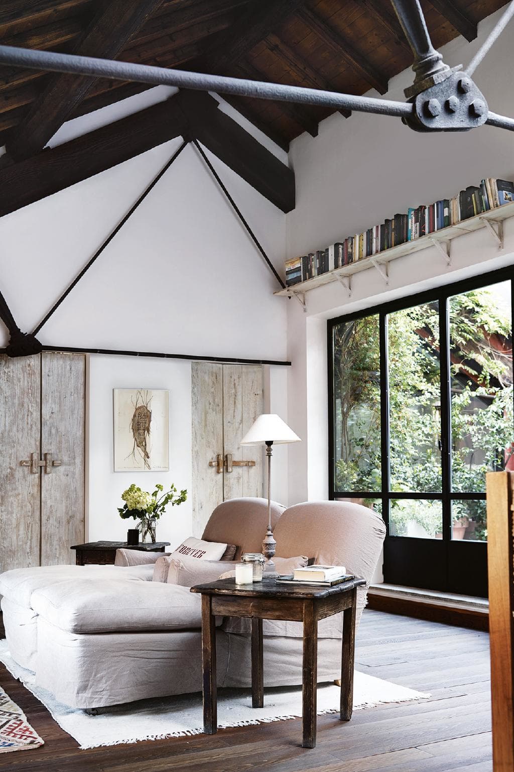 An urban rustic home in Milan