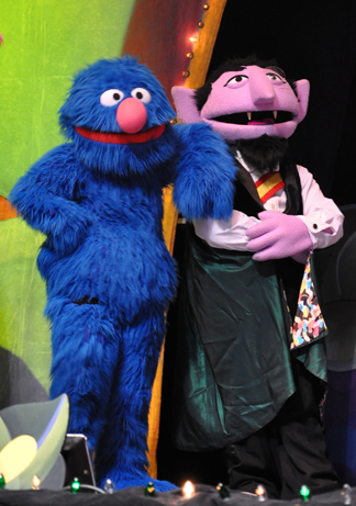The Bub in the Belly: Sesame Street Live - Elmo's Green Thumb