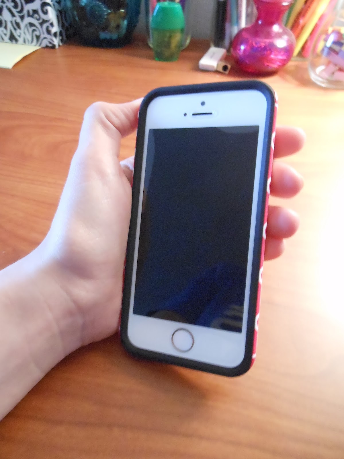 dress in sparkles: phone case loving