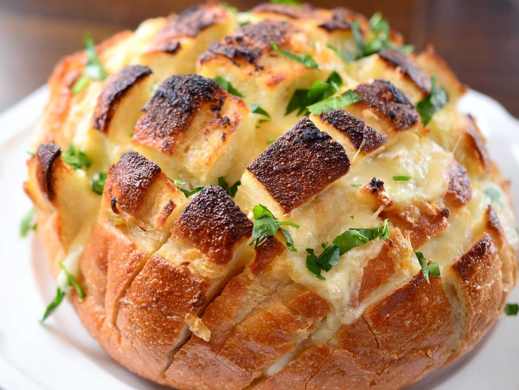 Mat i alla dess former: Pull apart bröd med brie ost och vitlök