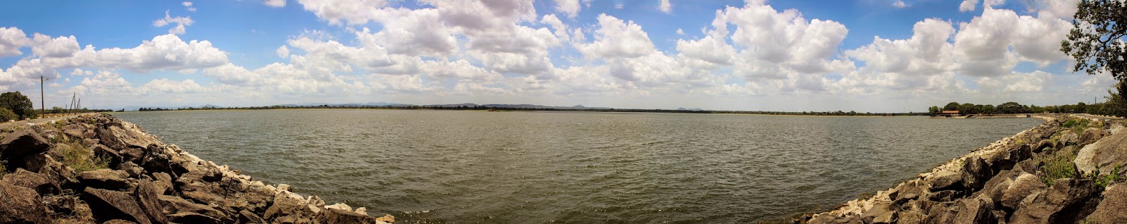 Shaminda Ekanayaka Photography: Thopa Wewa - One of the lakes which ...