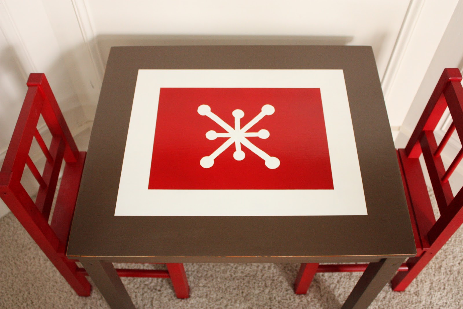 The Yellow Cape Cod: A Table for Jax