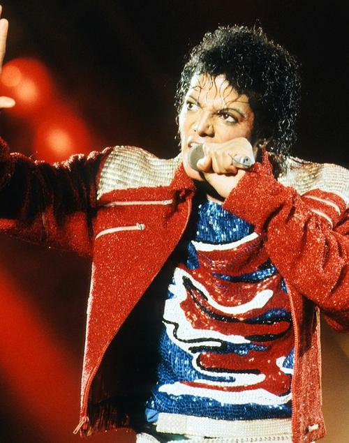 MJJ Photo Gallery: Michael Jackson - Victory Tour (The Jackson Tour)