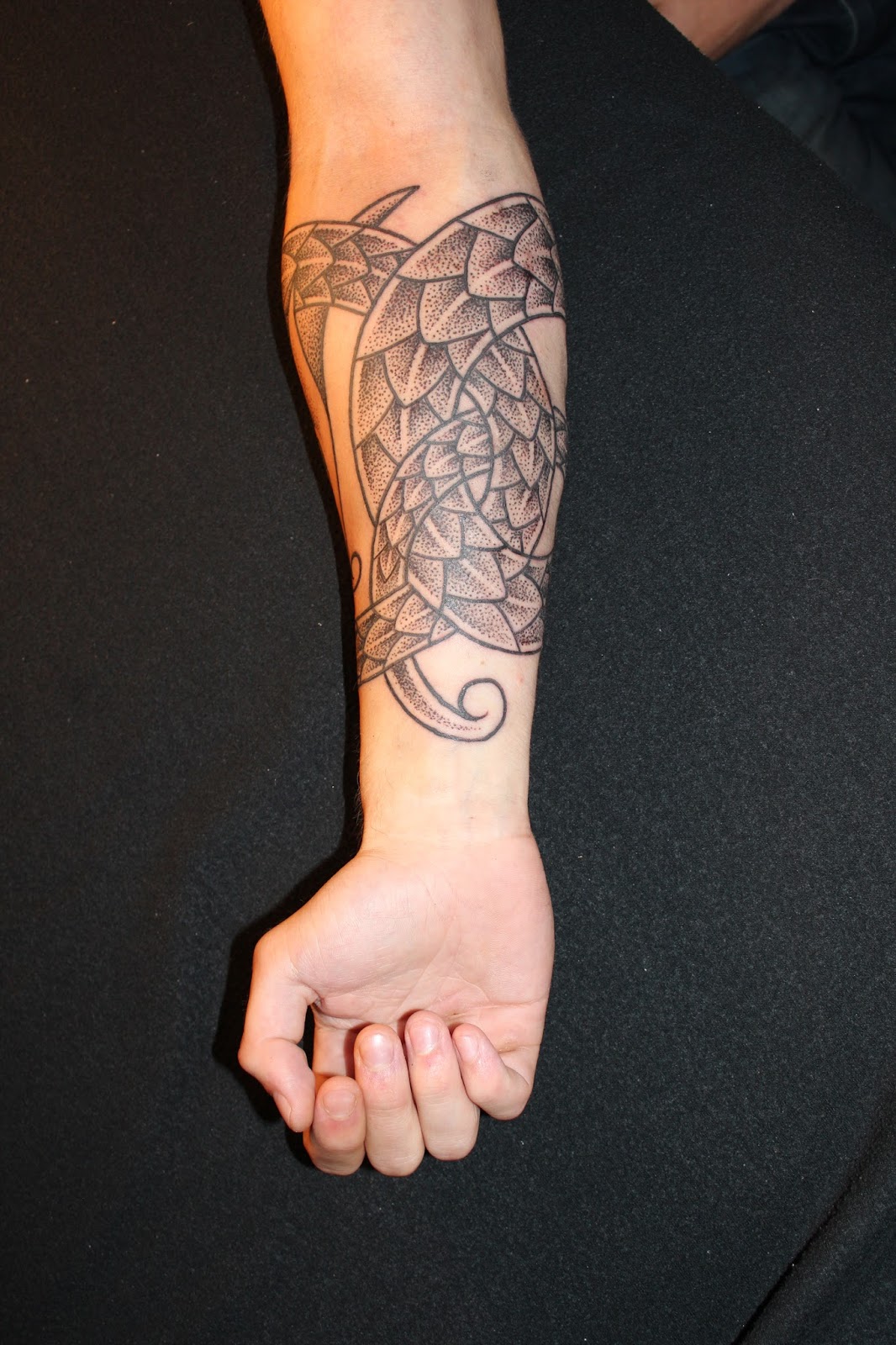 SKiN&BoNE: Artistic Process: Machine Tattooing