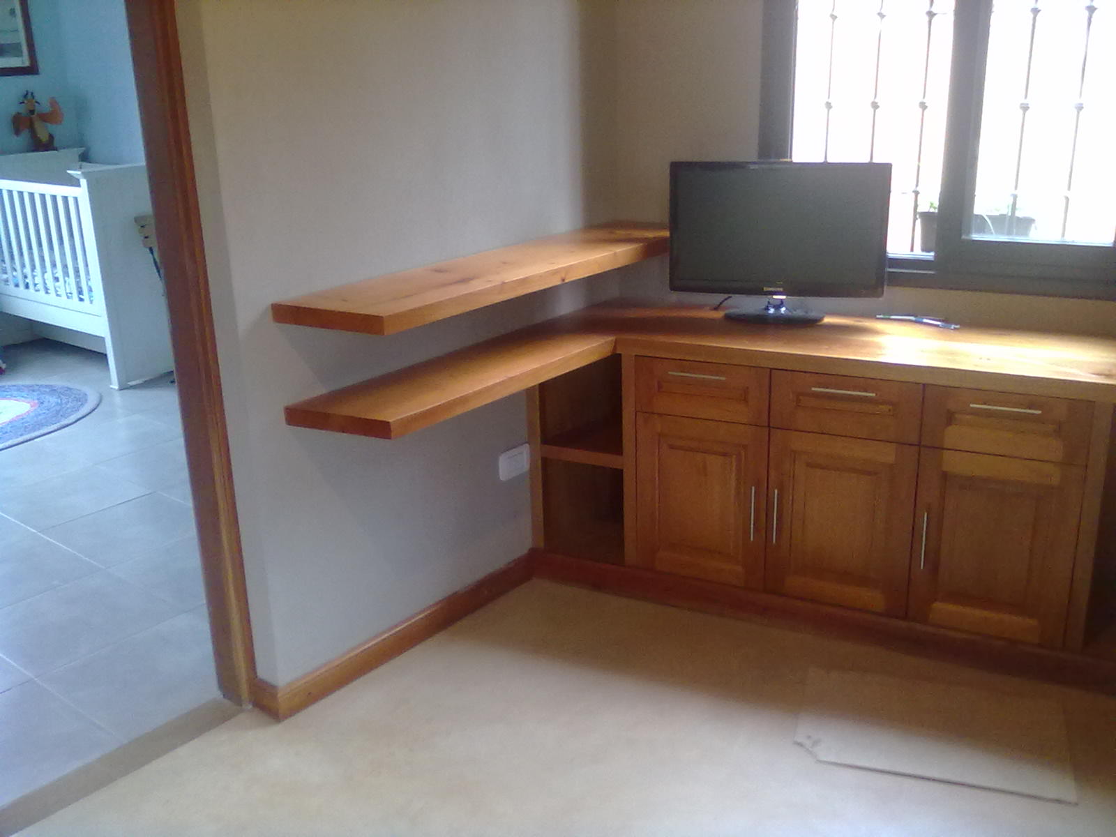 benjamin: muebles esquineros