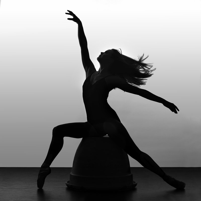 5 Popular Dance Styles From Past Decades