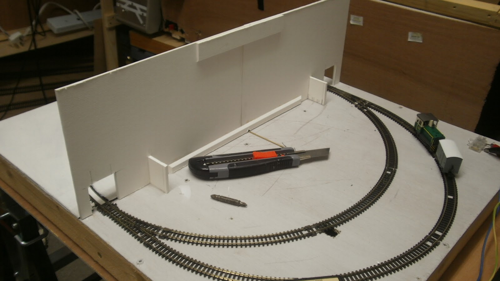 Dorset Railway Modelling: 009 RNAD layout.