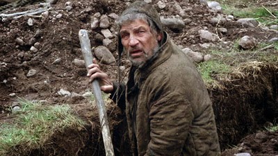 Hyperion to a Satyr: V.i. The Gravedigger Scene - Zeffirelli '90