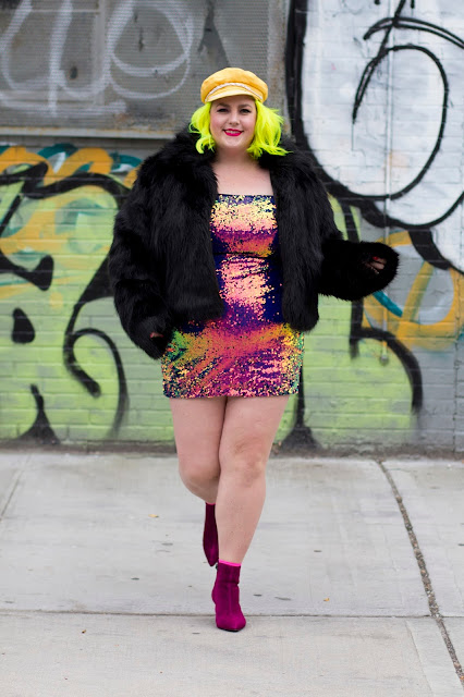 Margie Plus : Margie Plus Colorful Glitz