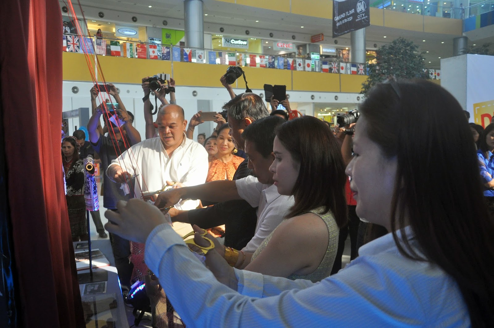 Sarangani Today: Officials open "Mabal Blaan: Weaving the Threads of ...