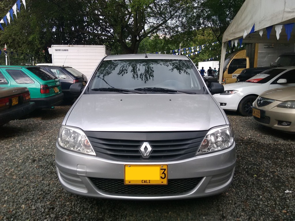 RENAULT LOGAN FAMILIER 2014 GRIS