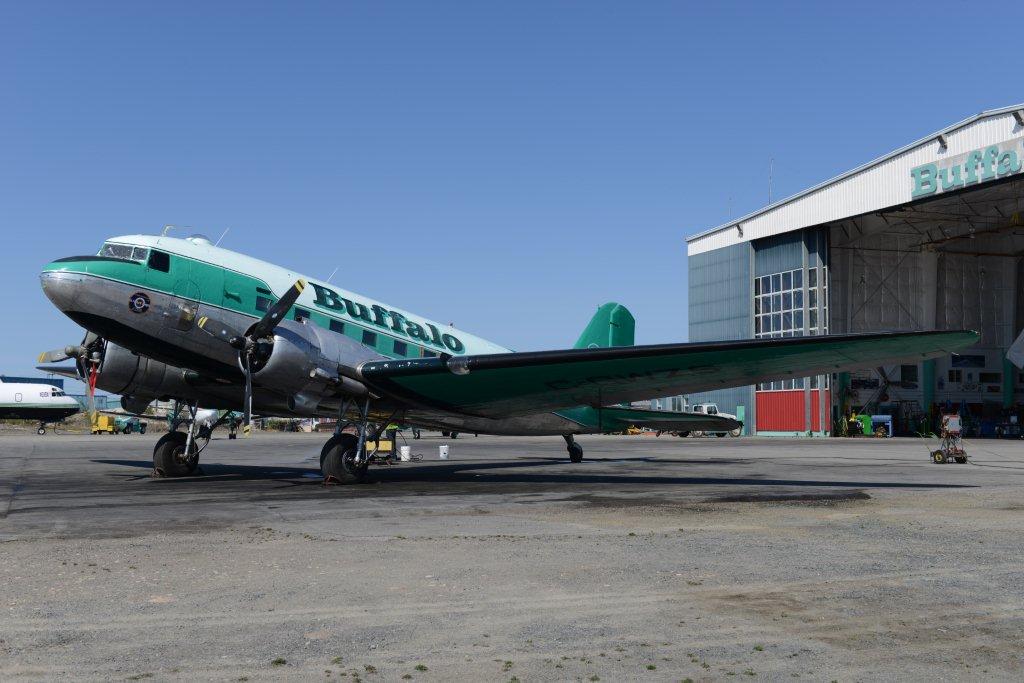 Flyingphotos Magazine News: Transport Canada grounds Buffalo Airways