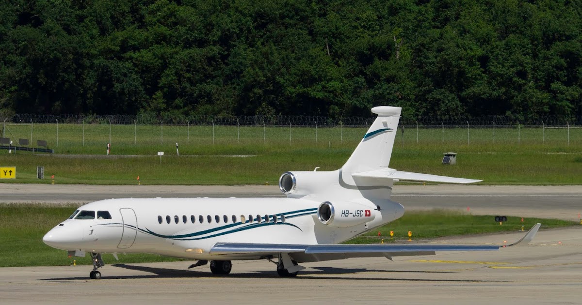 FLUGZEUGE Privatjets etc: HB-JSC Dassault Falcon 8x FA8X c/n 430 > DGX