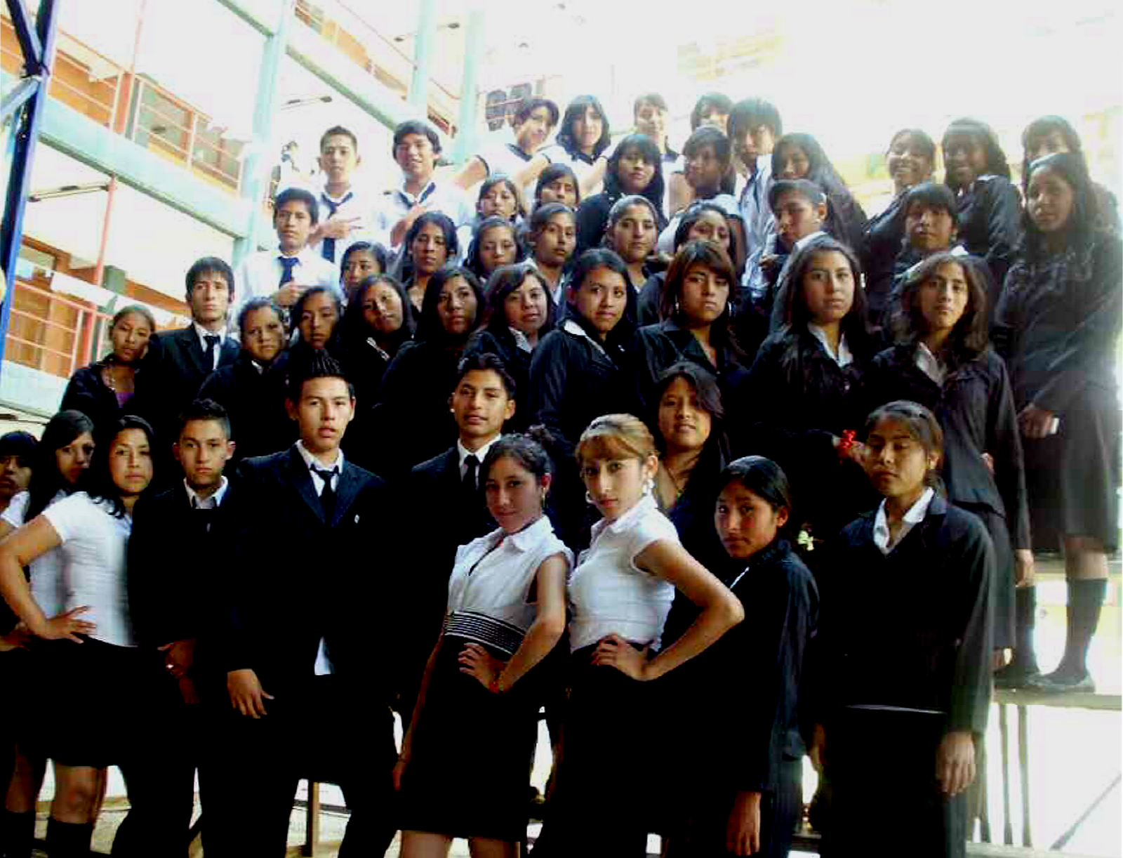 SEMANARIO EL TUNARI: EL TUNARI EN TU COLEGIO