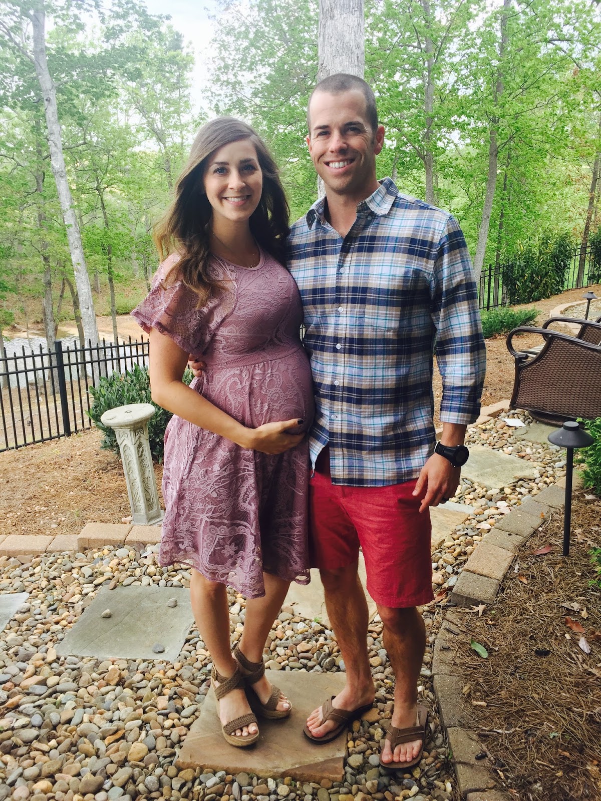 Growing Ghoens: Week 32 Bump Date | Lindsey Ghoens