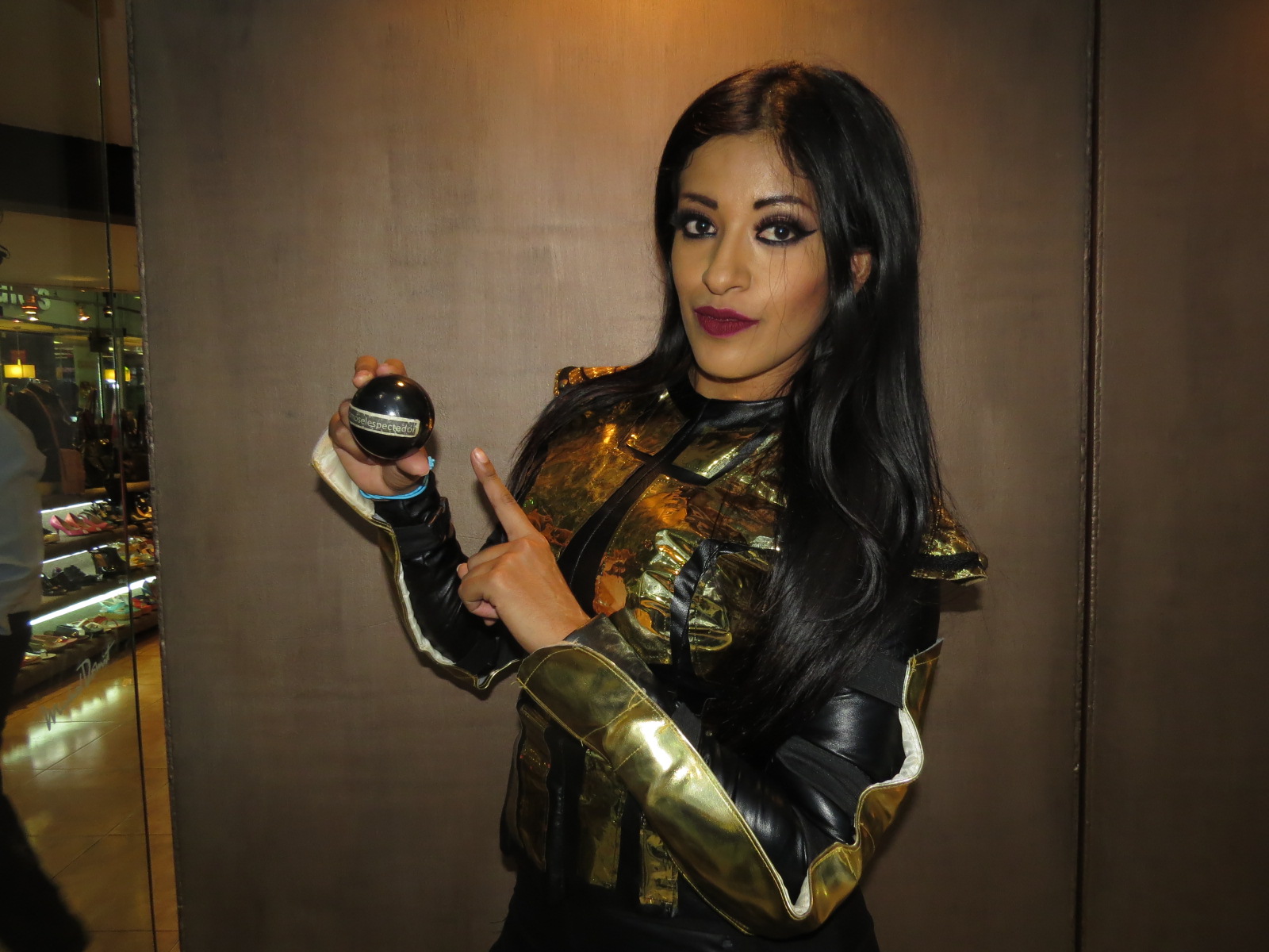 somos el espectador: MICHELLE JACKSON AL RITMO DE SU BELLEZA