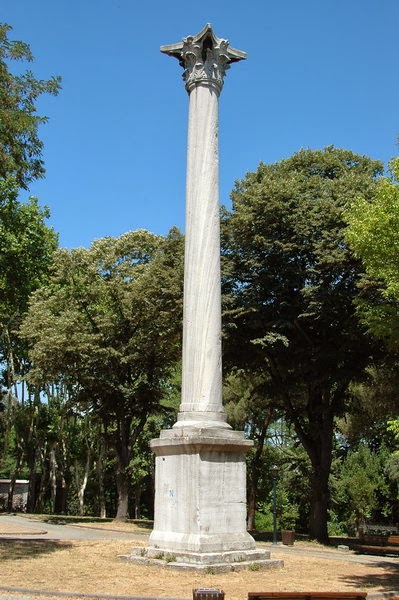 Magic City ISTANBUL : Columns in İstanbul