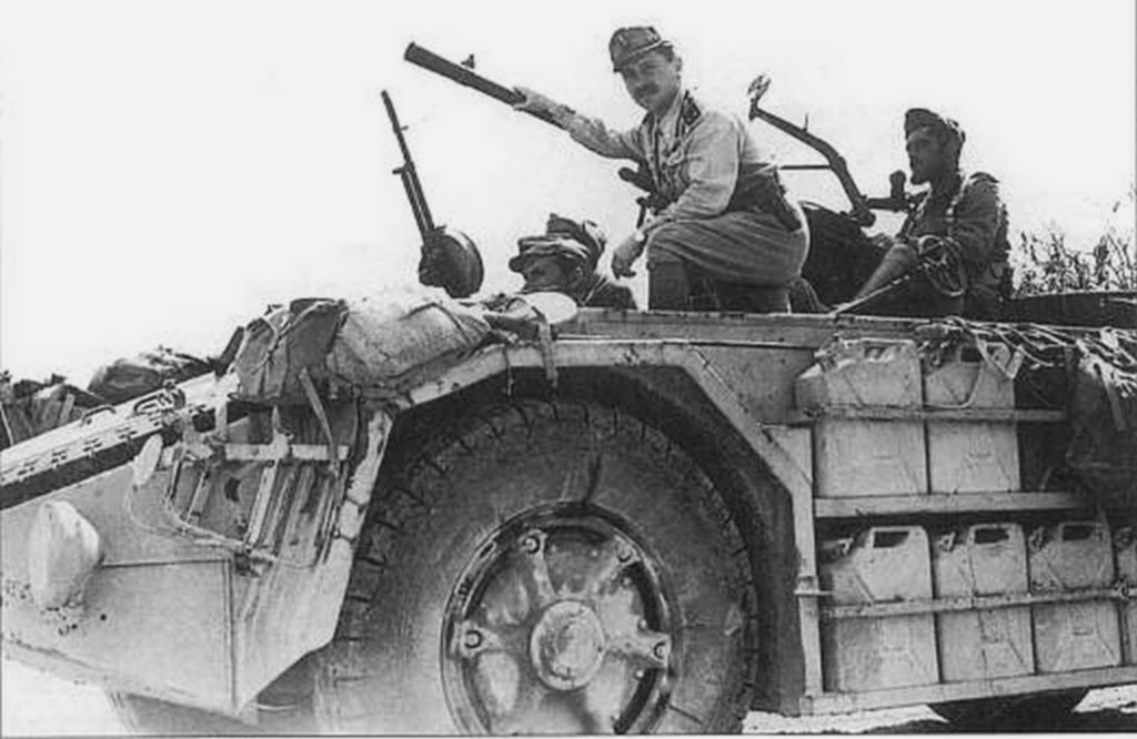 SI VIS PACEM, PARA BELLUM: La Fiat-SPA AS42 "Sahariana" o SPA-Viberti AS42