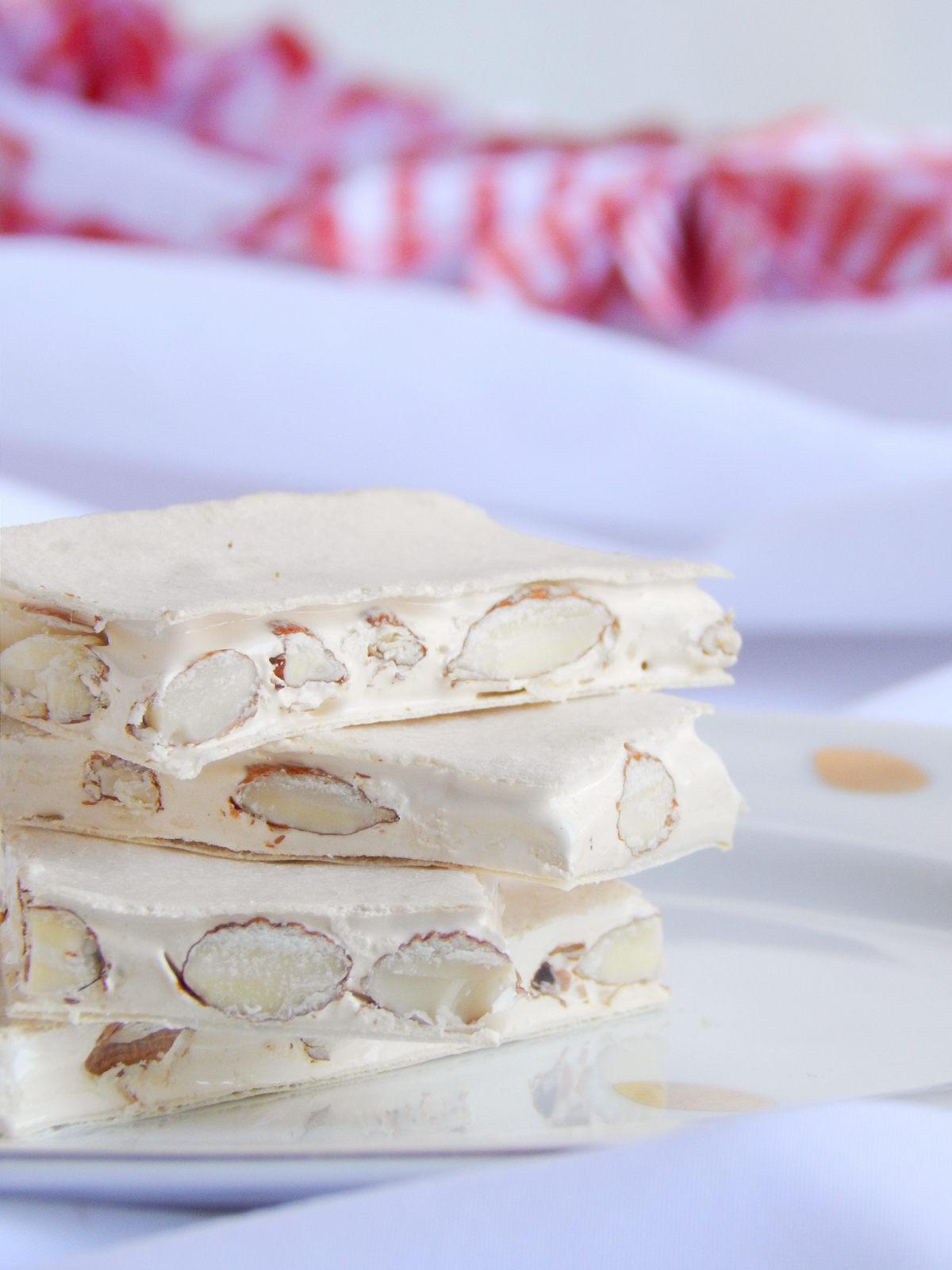 Turrón navideño de almendras / Miicakes