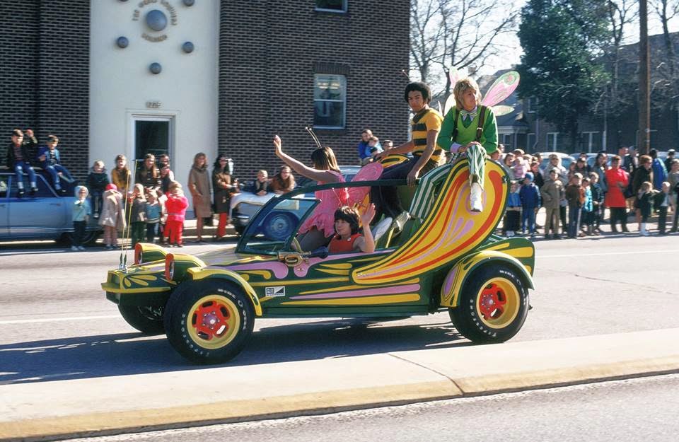 Puppies: The Bugaloos at The Macy's Thanksgiving Parade??