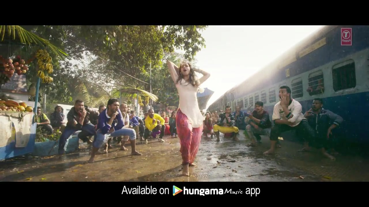 Cham Cham Song Wallpaper BAAGHI | Tiger Shroff, Shraddha Kapoor | Meet Bros, Monali Thakur ...