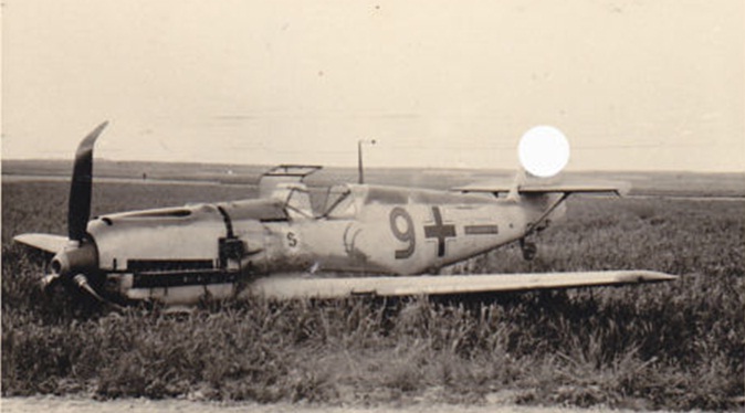 FalkeEins - the Luftwaffe blog: JG 26 Emils in the West