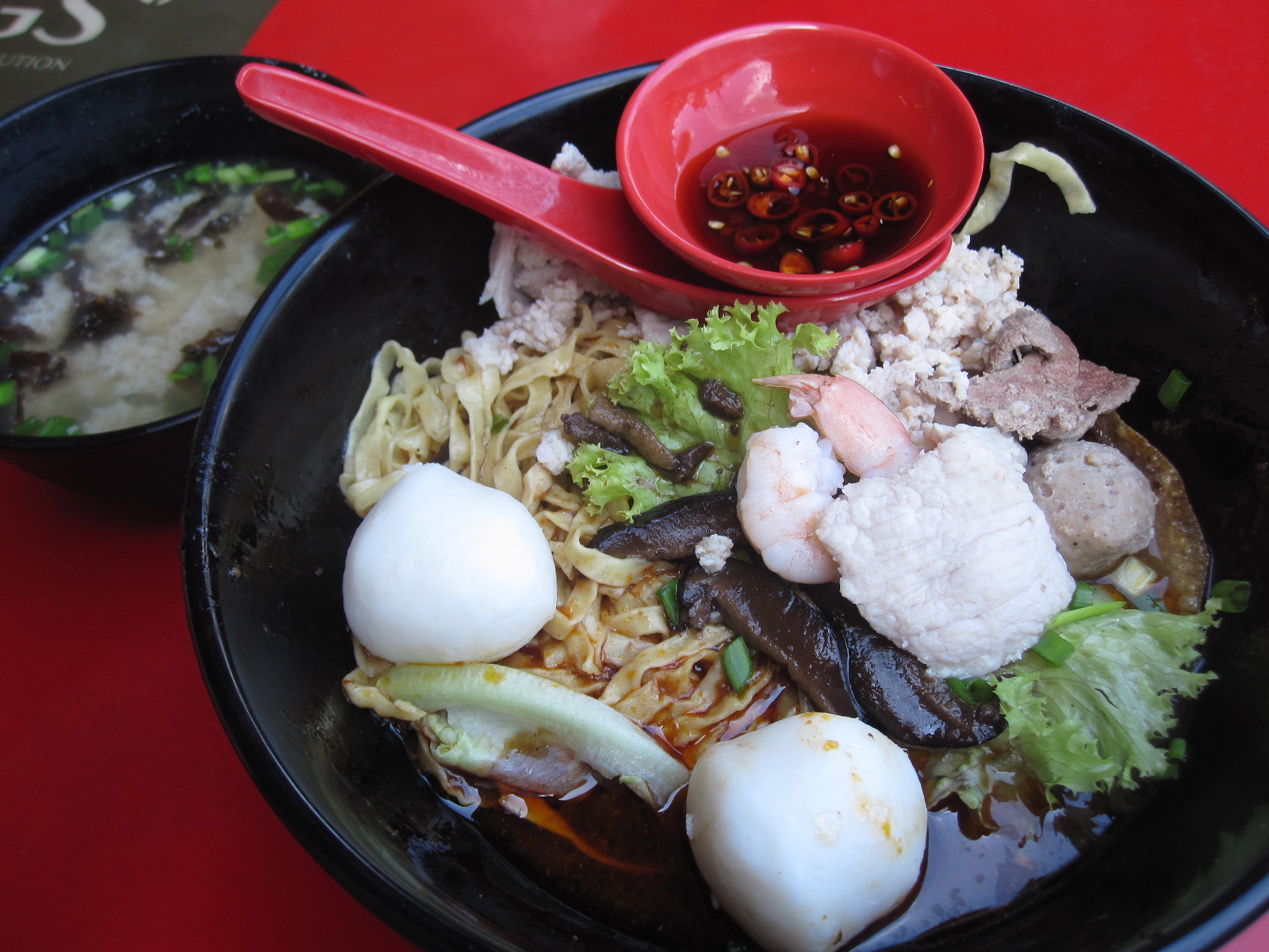 Small Potatoes Make The Steak Look Bigger: Ba chor mee from Meng Kitchen