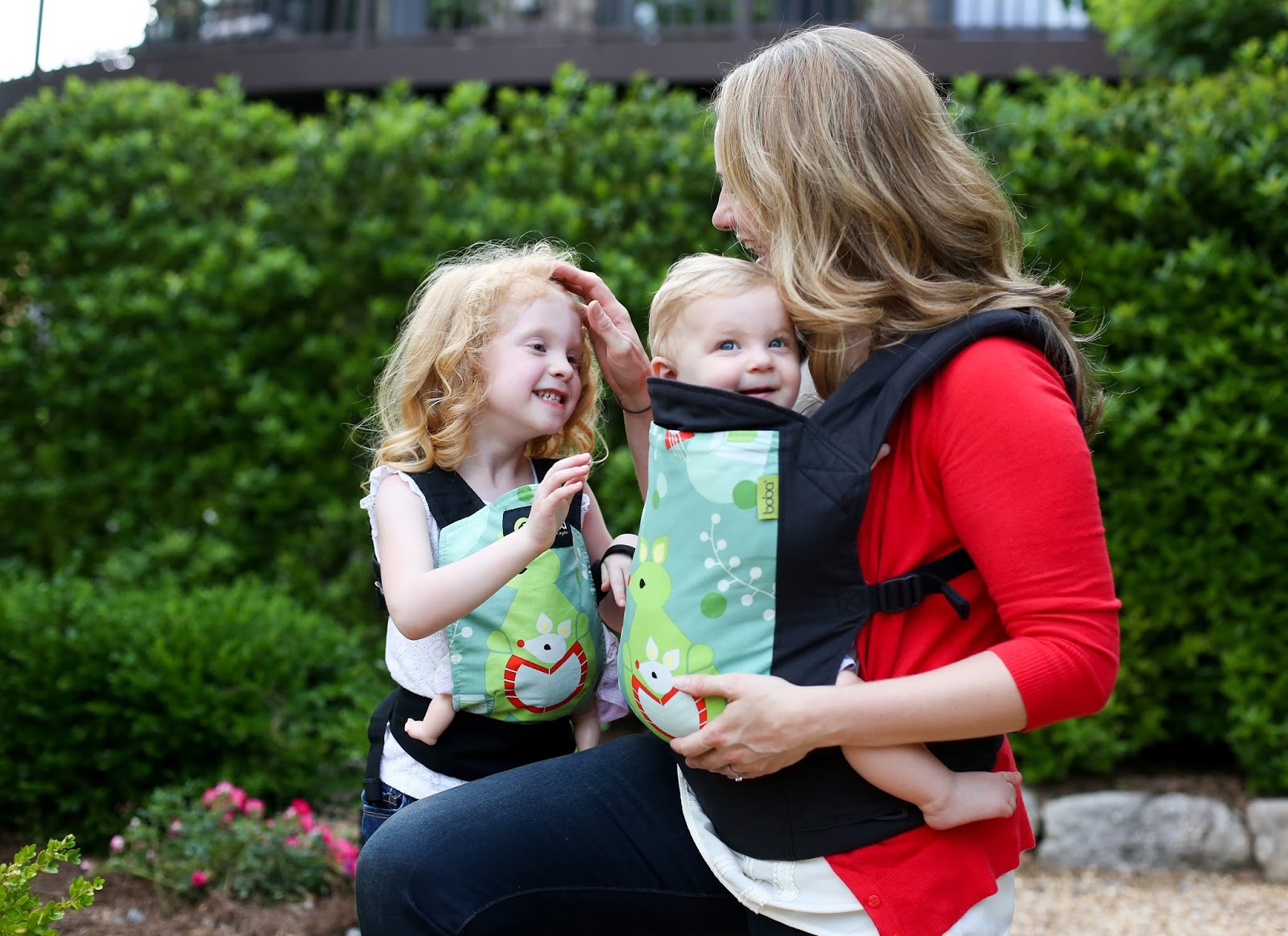 Mimitos Porteados: Beneficios del porteo ergonómico en el porteador