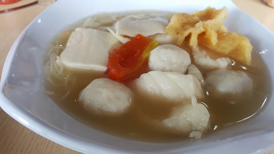 Breakfast for Fish Lovers at 海外天鱼雜 Miri City Waterfront - Miri Food Sharing