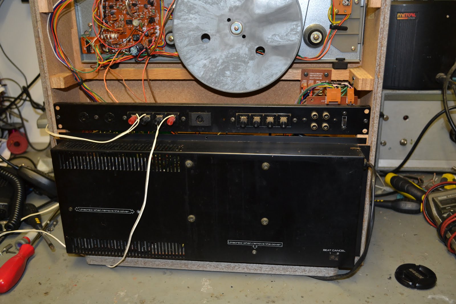 Doz' Blog: Mitsubish MC8000 audio system repairs.