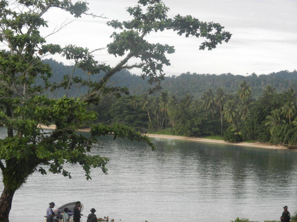 Malum Nalu: Way out west in Vanimo