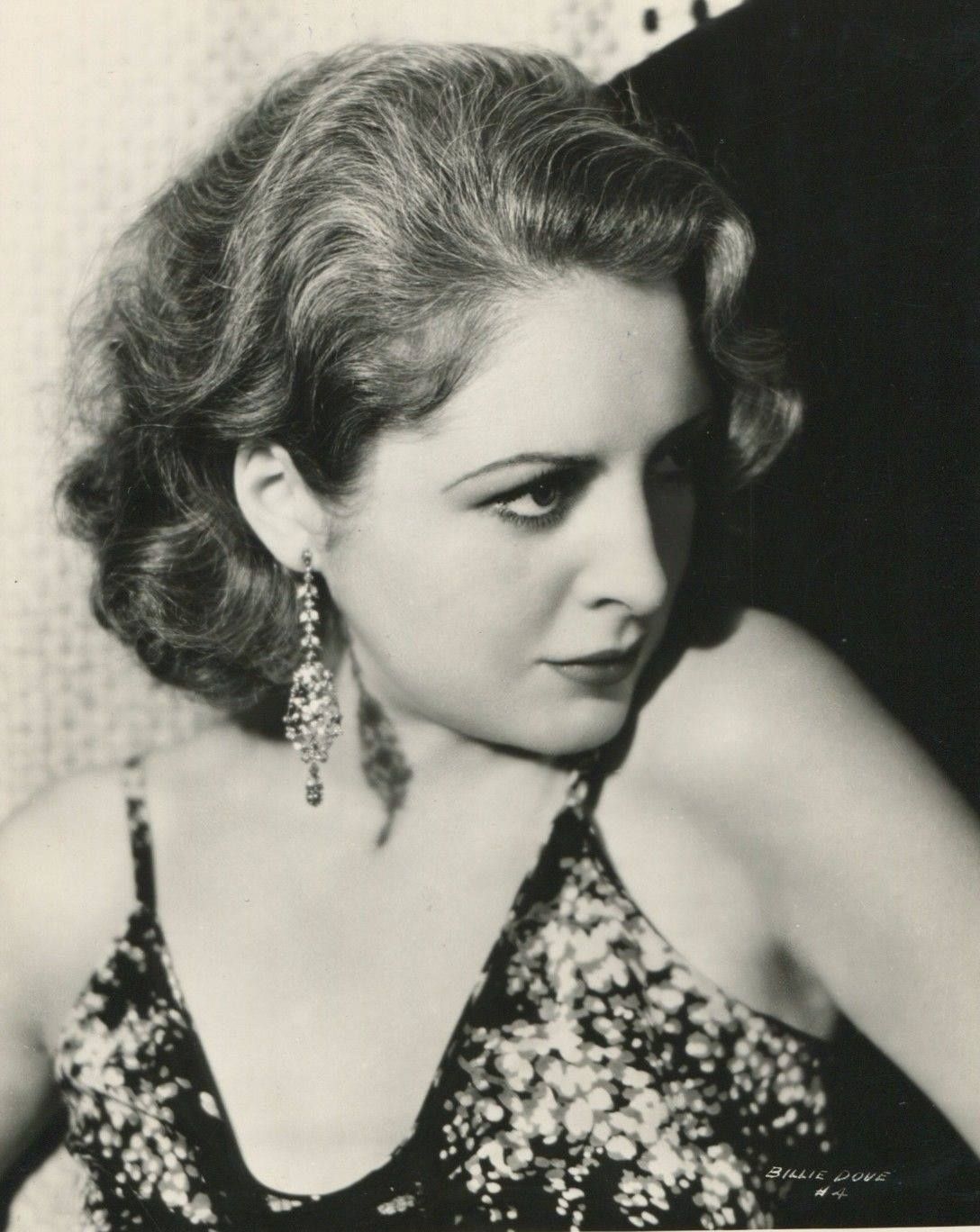Film Noir Photos: Tracking with Closeups: Billie Dove