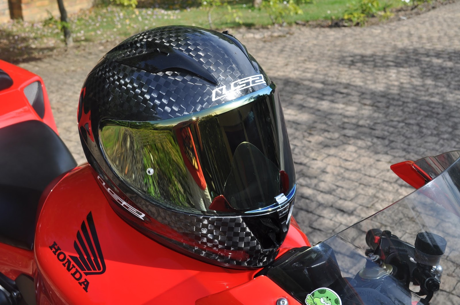 Alex's Bike Blog: LS2 Arrow C - Helmet Review