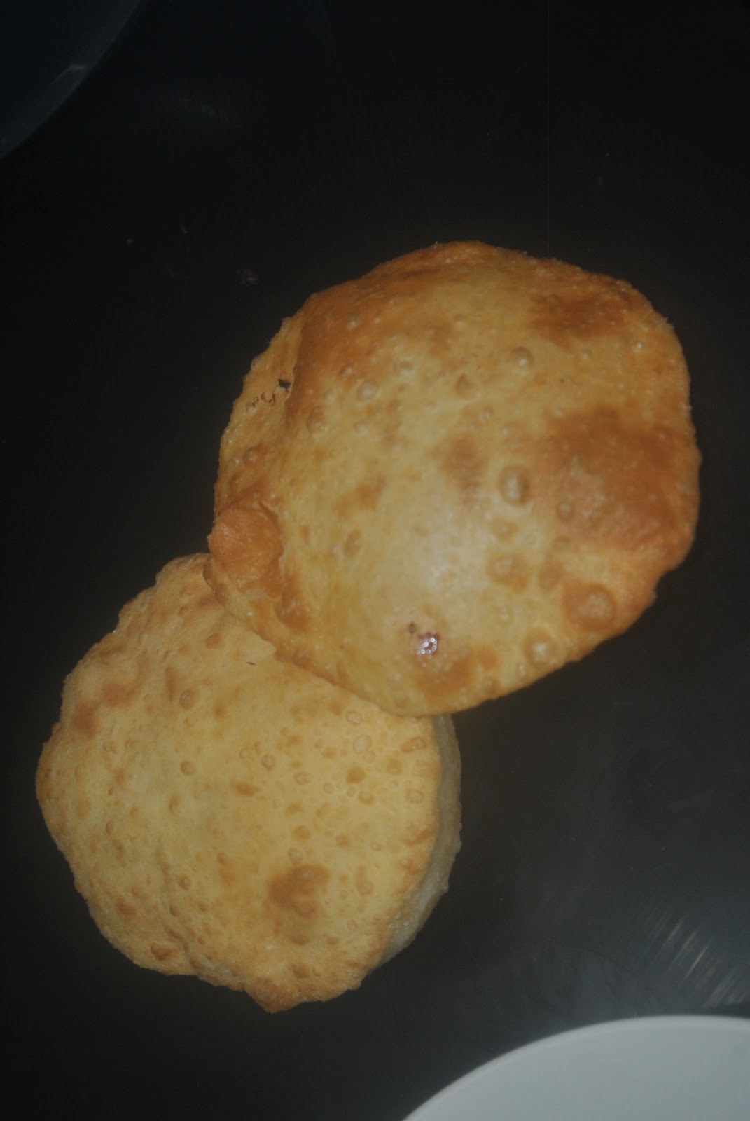 PATYSKITCHEN: POORI BREAD WITH POTATO BHAJI / ROTI POORI