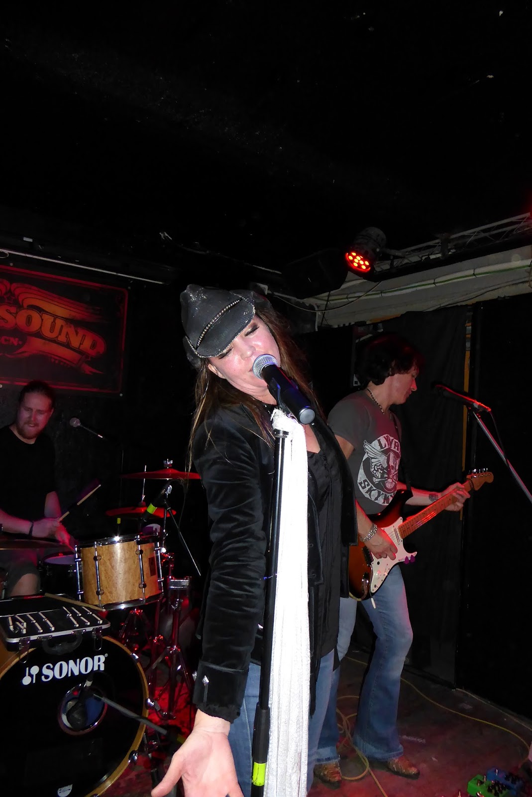 H M F A E : STACIE COLLINS