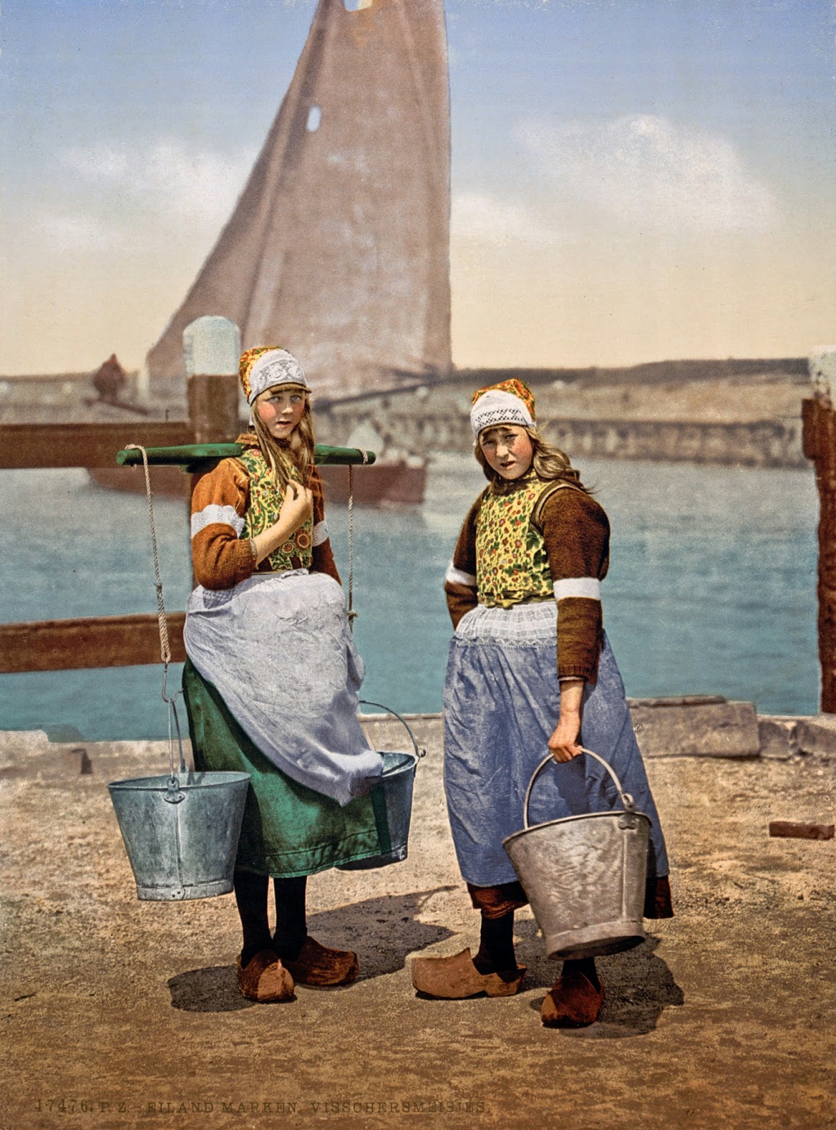 History in Photos: Photochroms - Holland