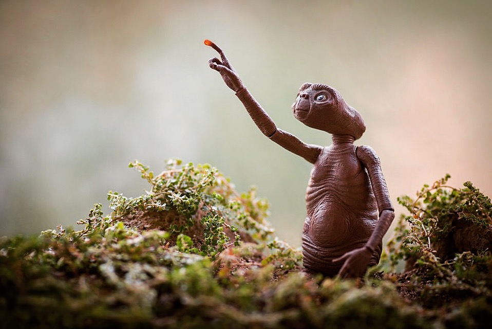 Mitchel Wu Toy Photography: California Toy Photographer // ET Phone Home