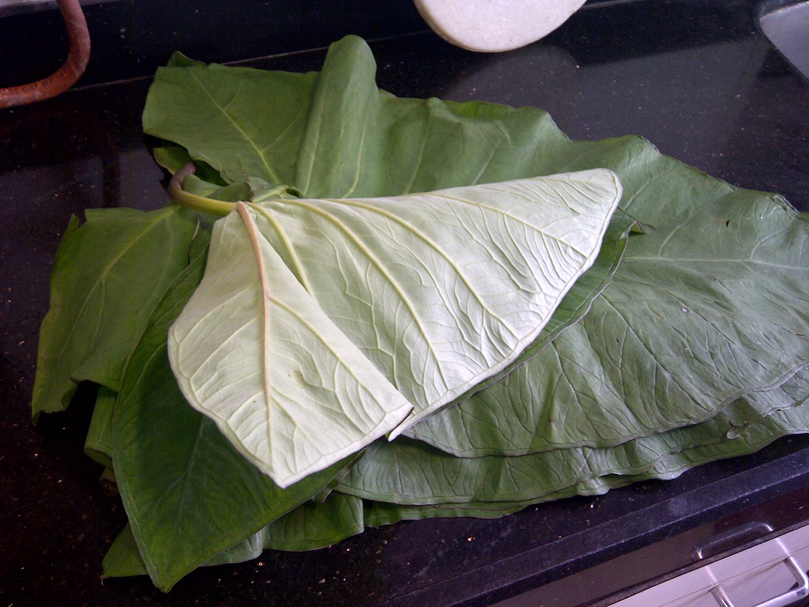 AMU'S RECIPES: Alu Vadi