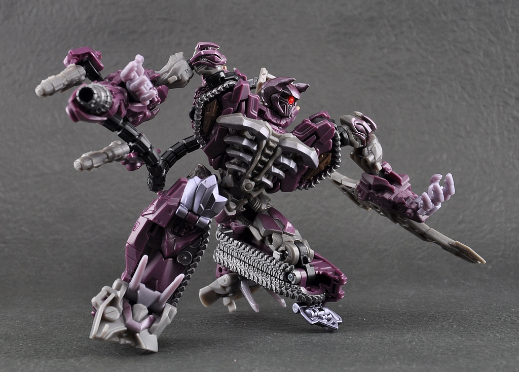 DOTM: Shockwave's Alt-form and Bipedal is out. | Datapad Log of Creativity